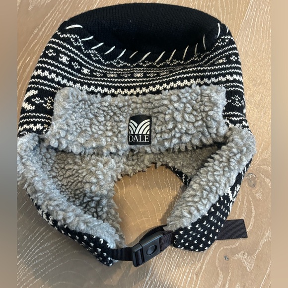 Dale of Norway | Accessories | Dale Of Norway Black And Gray Knit Hat ...